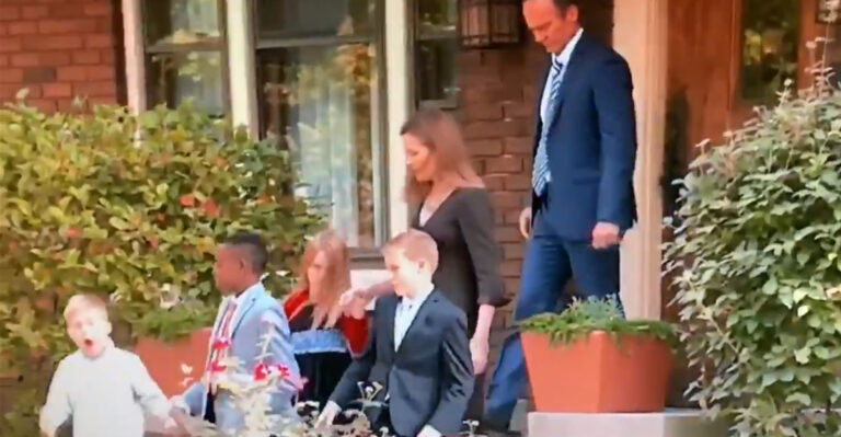 VID: Amy Coney Barrett, Family in Sunday Best Depart Indiana