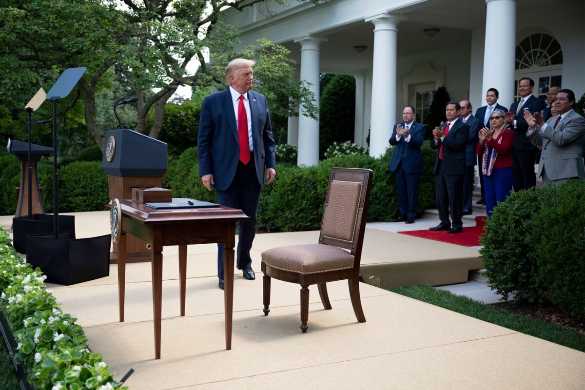 Who Wore It Best Tiny Presidential Desk Edition: Photo Essay