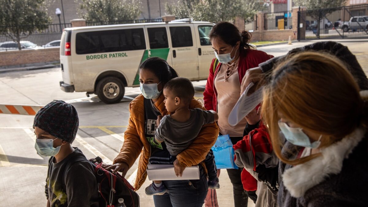 AP Memo To Reporters: Don't Call Border Situation a 'Crisis'