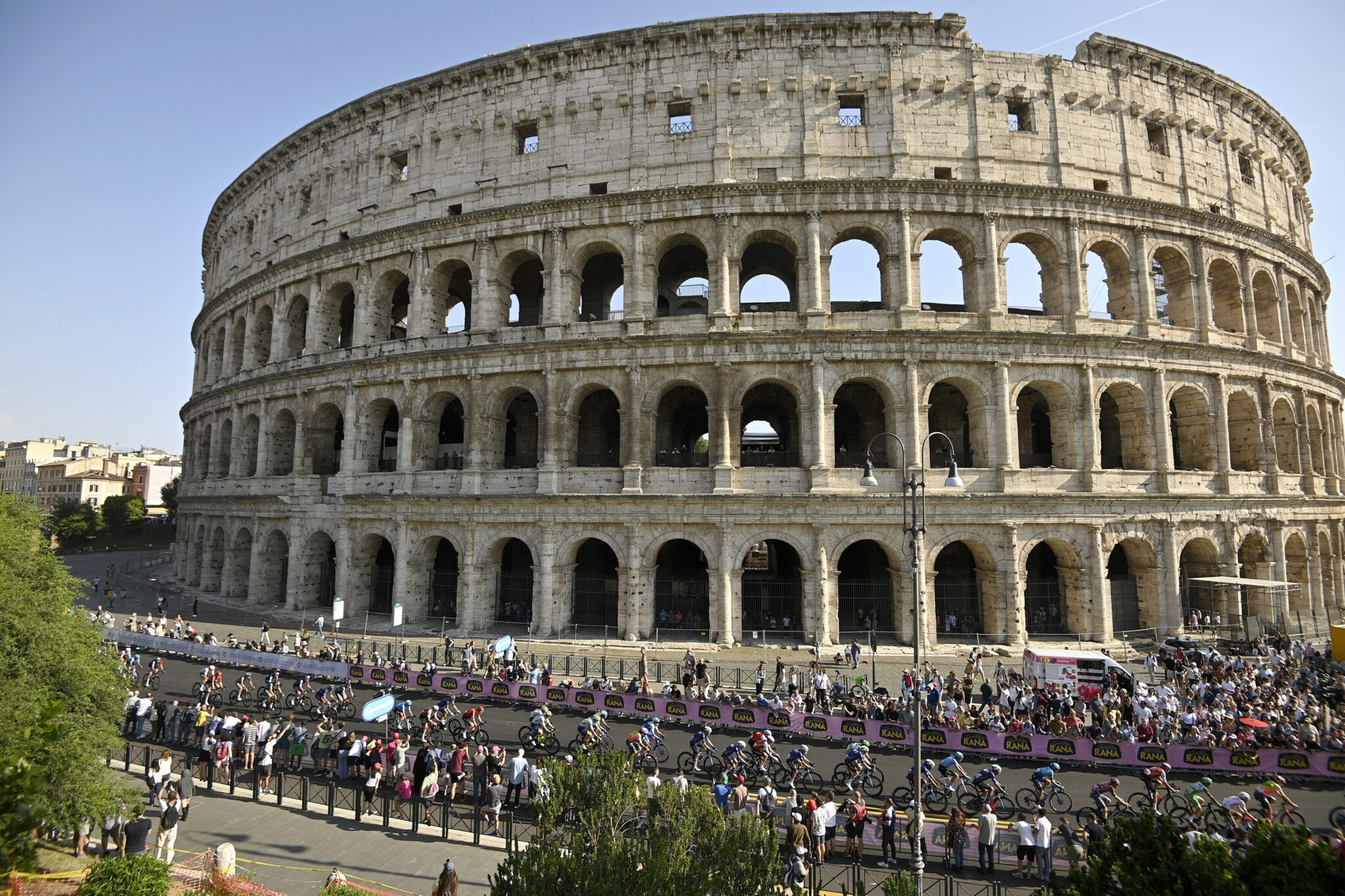 Elon Musk Fight With Mark Zuckerberg May Take Place in Roman Colosseum