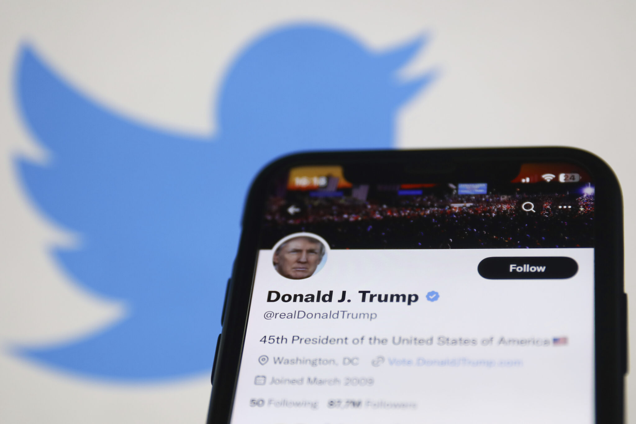 Trump Returns to Twitter, Makes First Post Since 2021 Ban