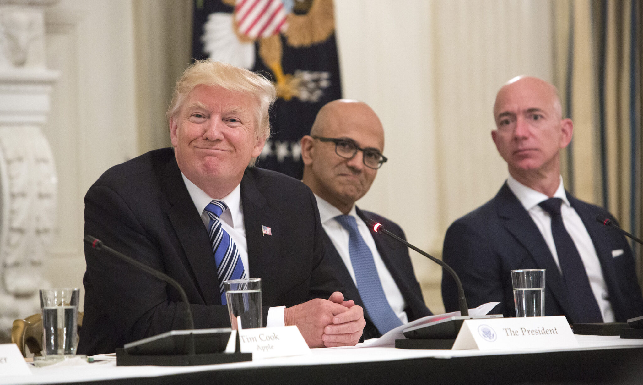 Trump and Jeff Bezos Had Dinner Same Day of New WaPo Mandate