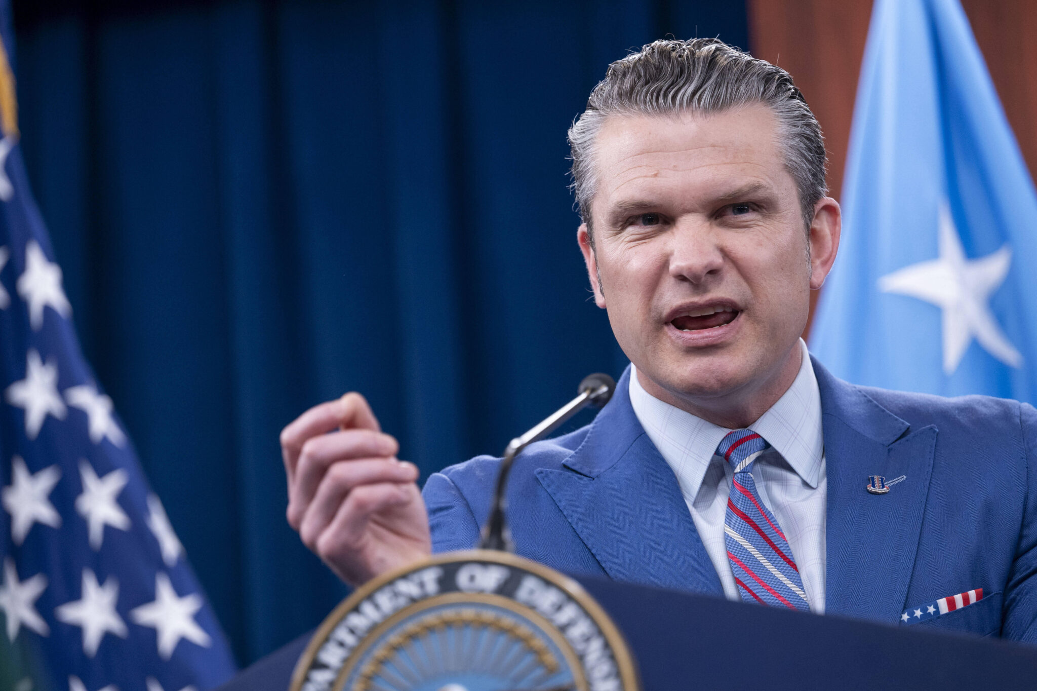 Hegseth Orders Generals to His Speech on 'Warrior Ethos'