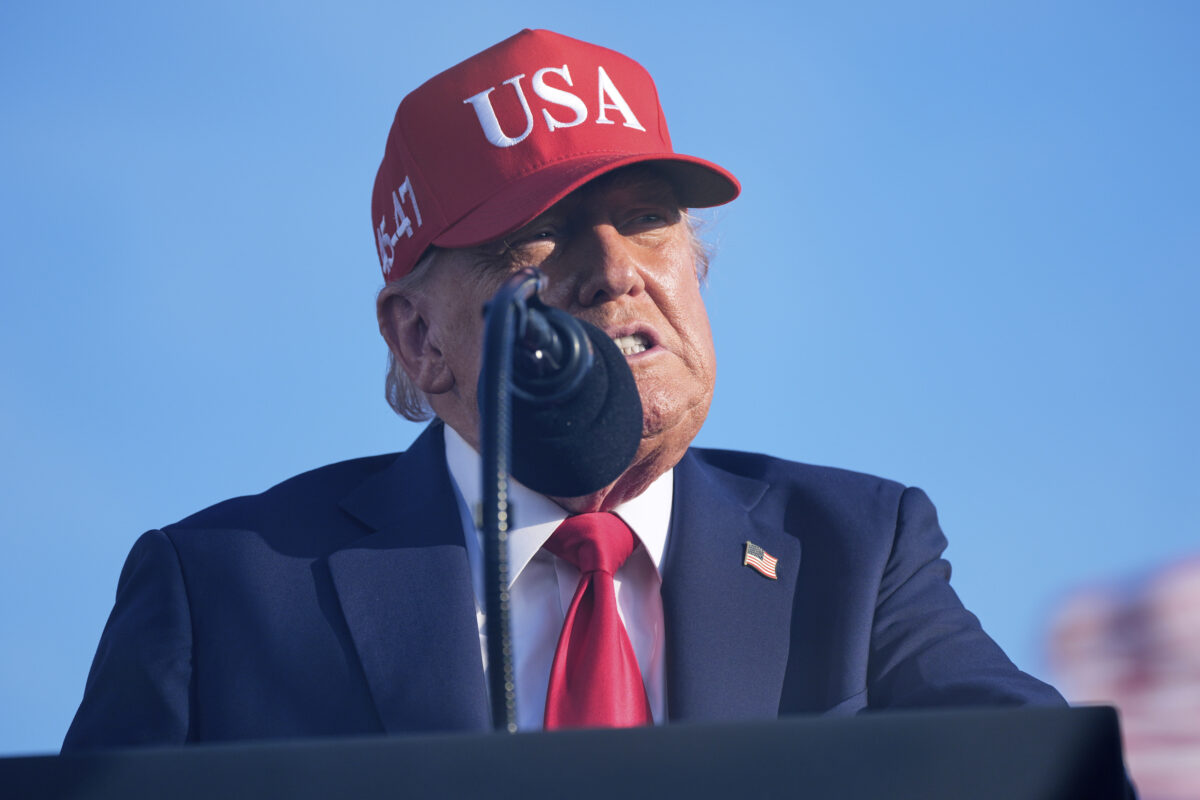Trump Demands Charges Be Dropped Against Bolsonaro
