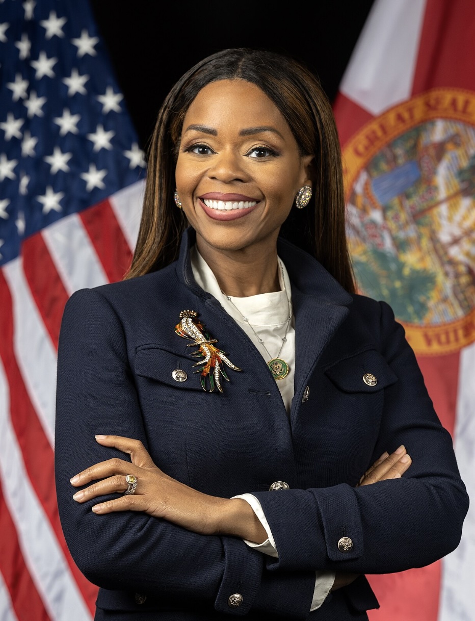 Dem Rep's Post Community Note — Edited Out FEMA-Funded Ring