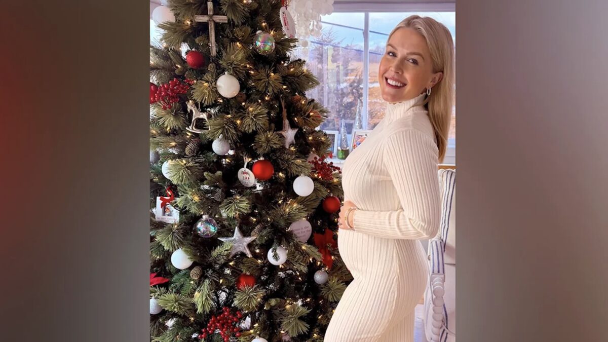 Karoline Leavitt Announces Pregnancy