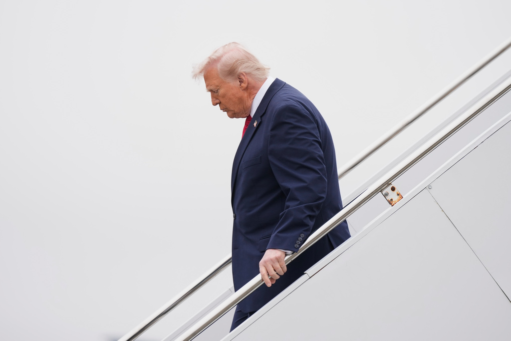 Fox News Downplays Bad News in Trump’s Iran War Coverage