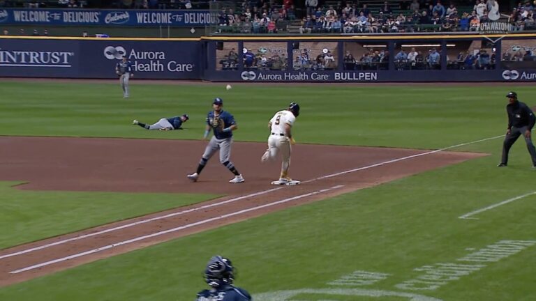 Brewers Announcers Stunned by CB Bucknor's Blown Call